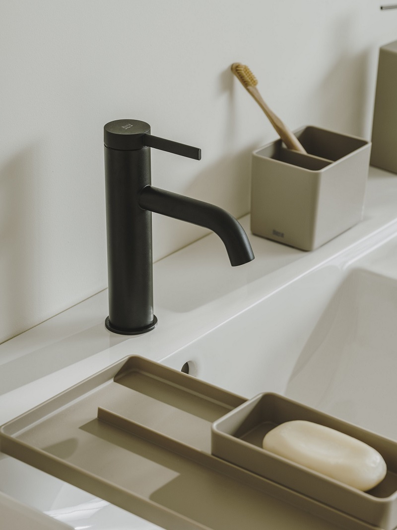 Roca presents Ona, its new collection inspired by the Mediterranean ...