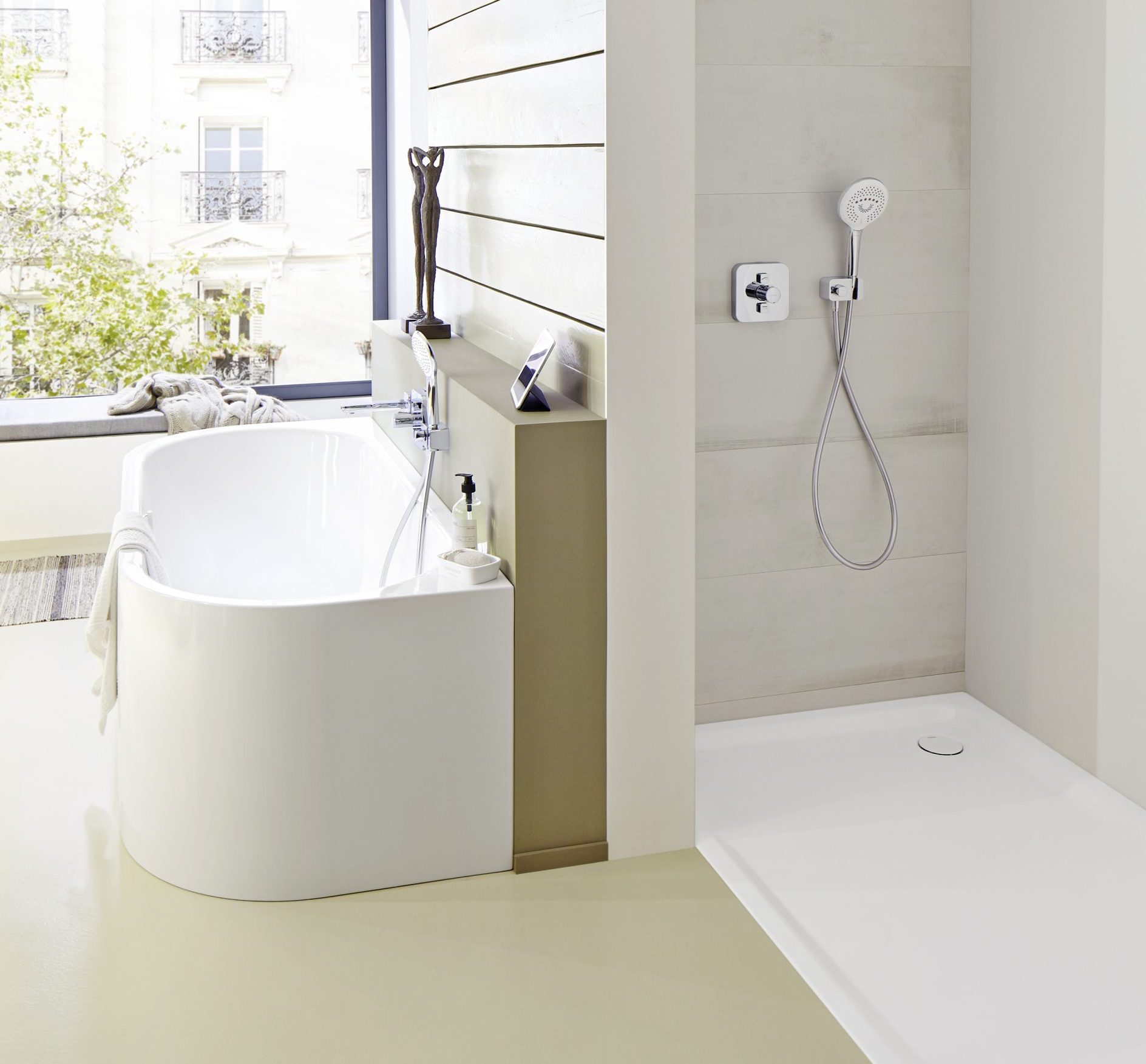 Space-saving design for compact bathrooms - Bathroom Review